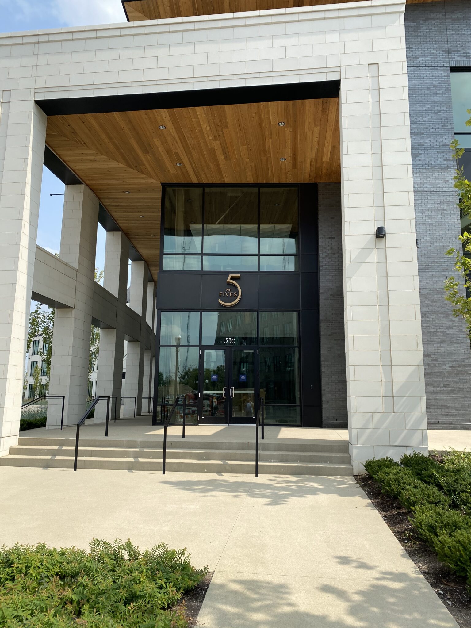 White Castle Headquarters - Laminators Inc.