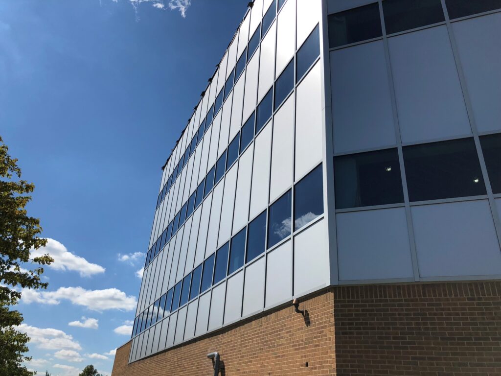 Ford Rotunda - Laminators Inc.