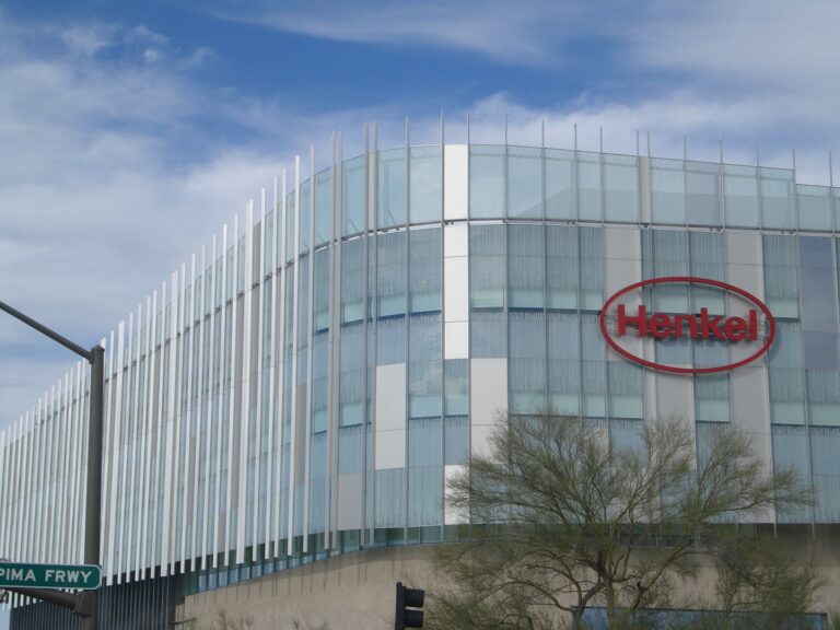 Henkel Headquarters - Laminators Inc.