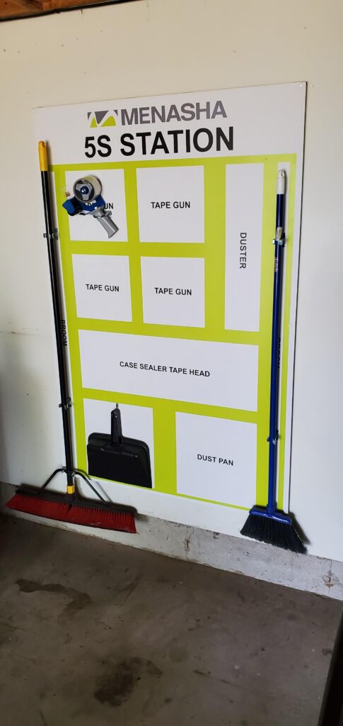 Menasha 5S Station - Laminators Inc.