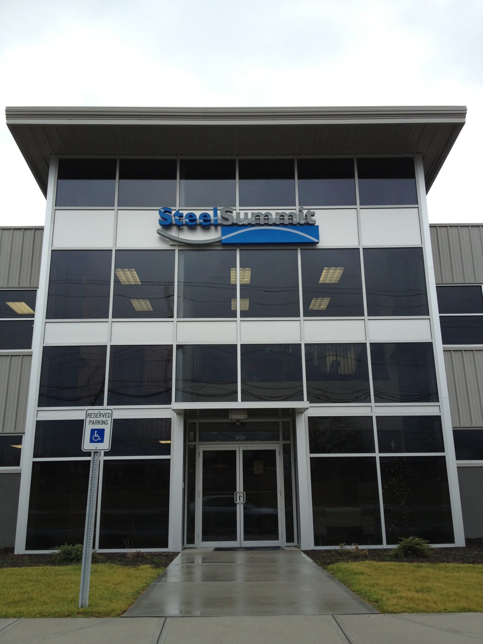 Steel Summit - Laminators Inc.