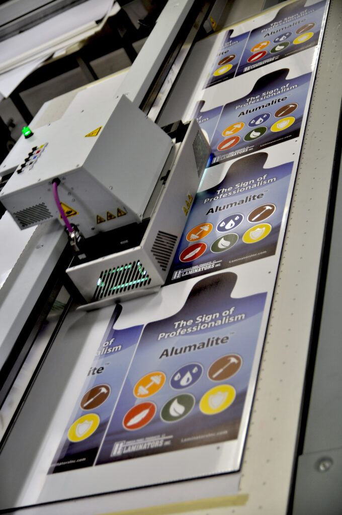 Digitally printing on Alumalite with Oce Arizona 350 - Laminators Inc.