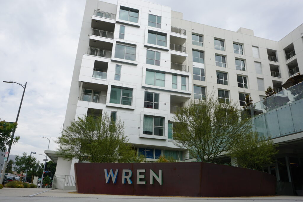 Wren Apartments - Laminators Inc.